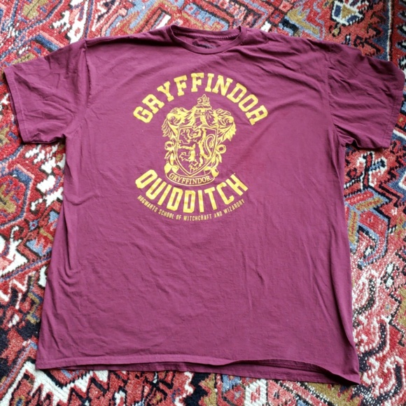 Wizarding World Of Harry Potter | Tops | Harry Potter Gryffindor ...